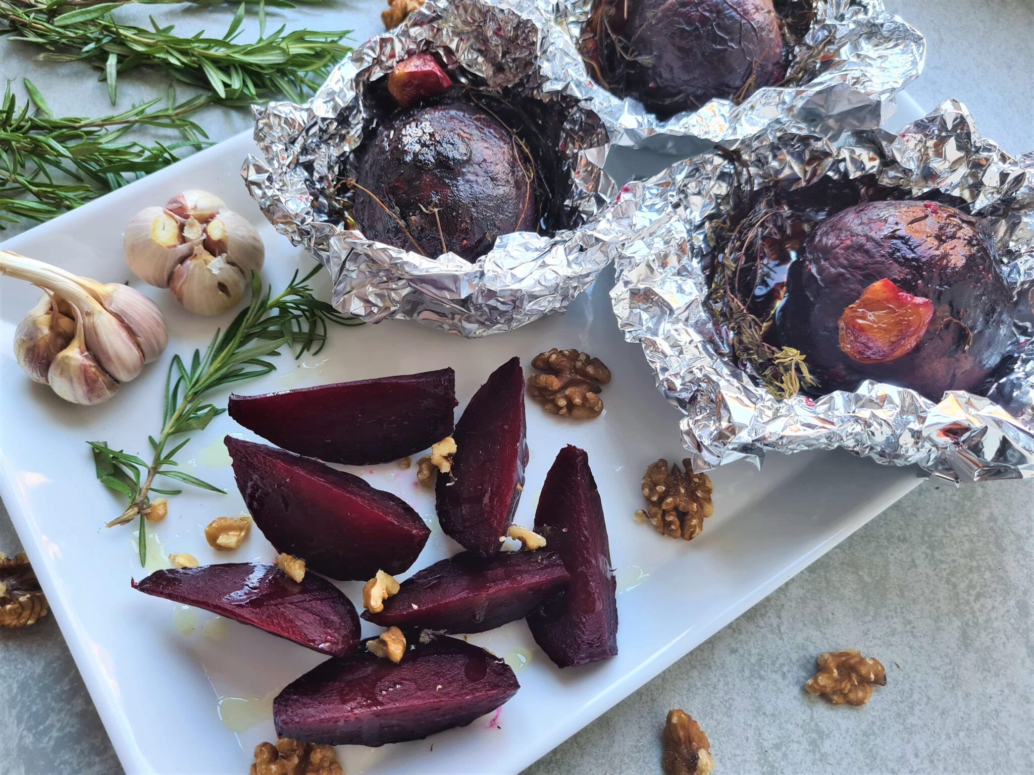 Krāsnī ceptas bietes – 3 Muskatrieksti